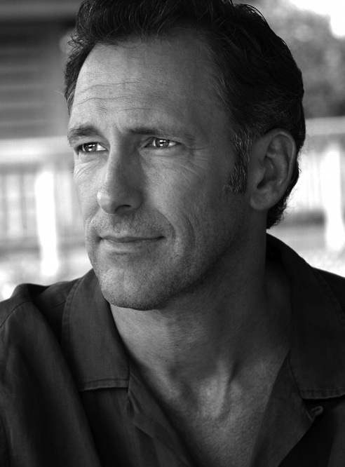 ROBERT GRESHAM | Real People