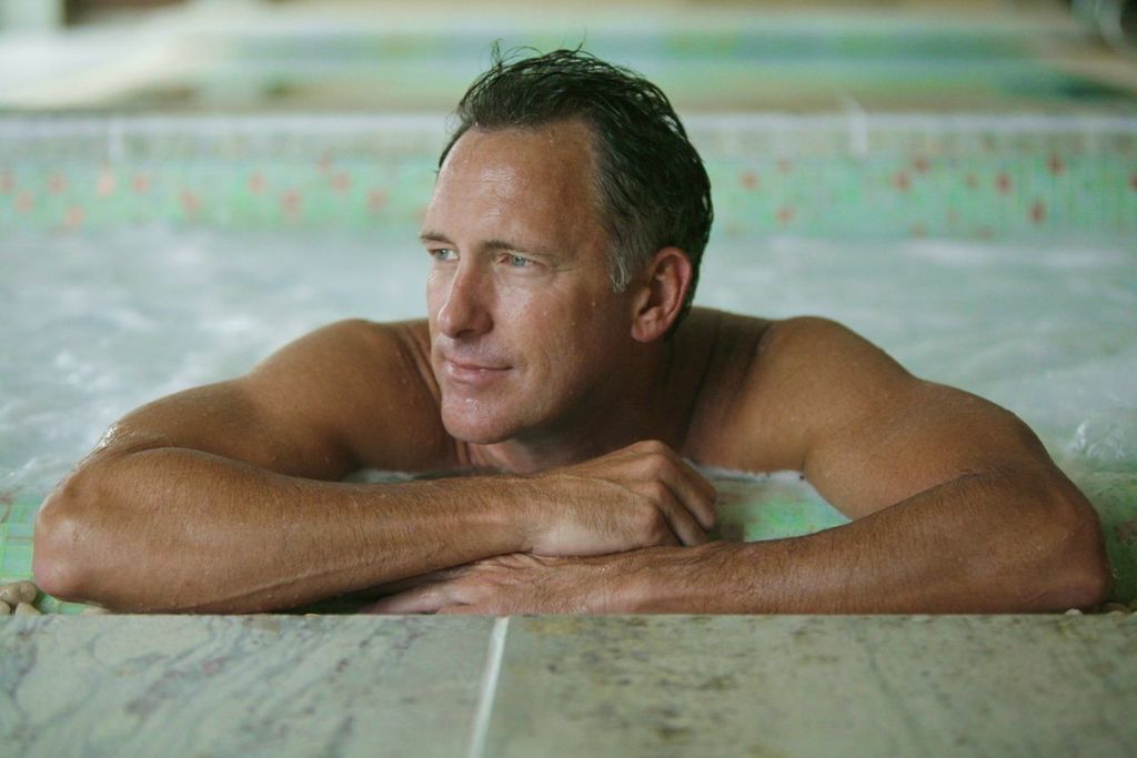 ROBERT GRESHAM | Real People