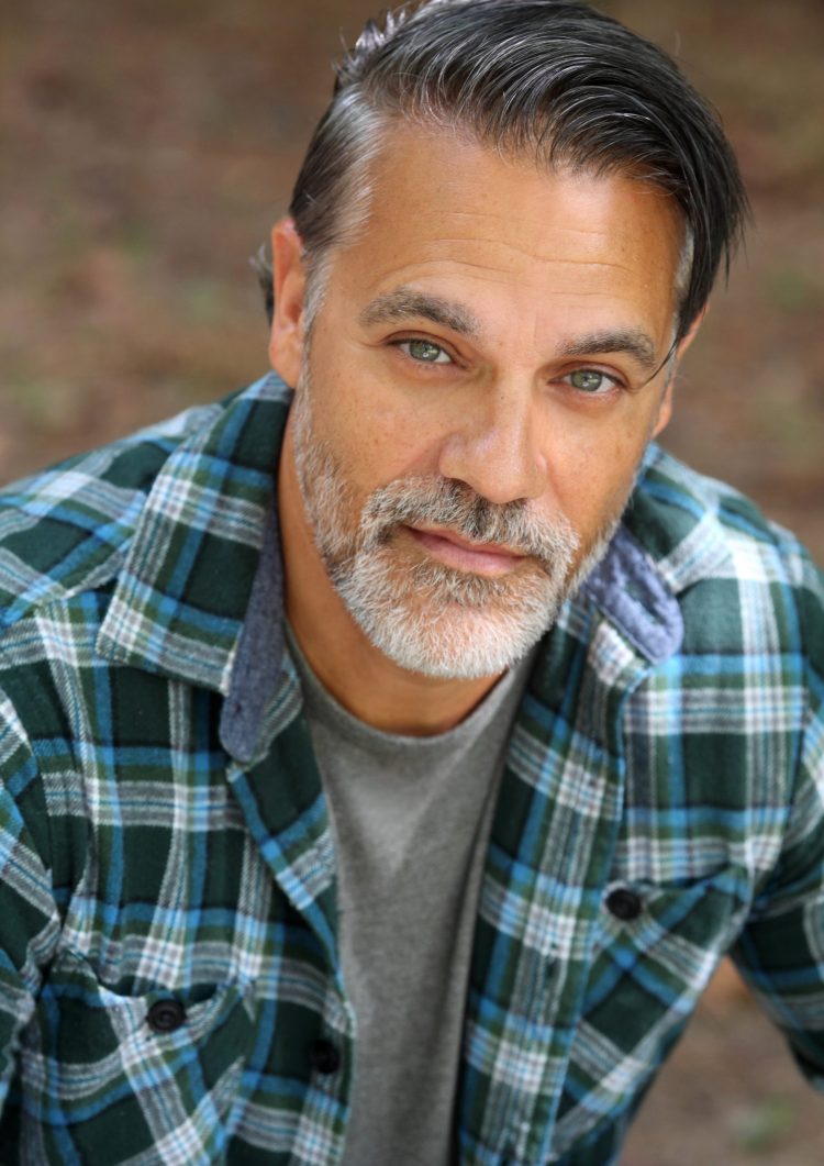 CHRIS FERNANDES | Real People