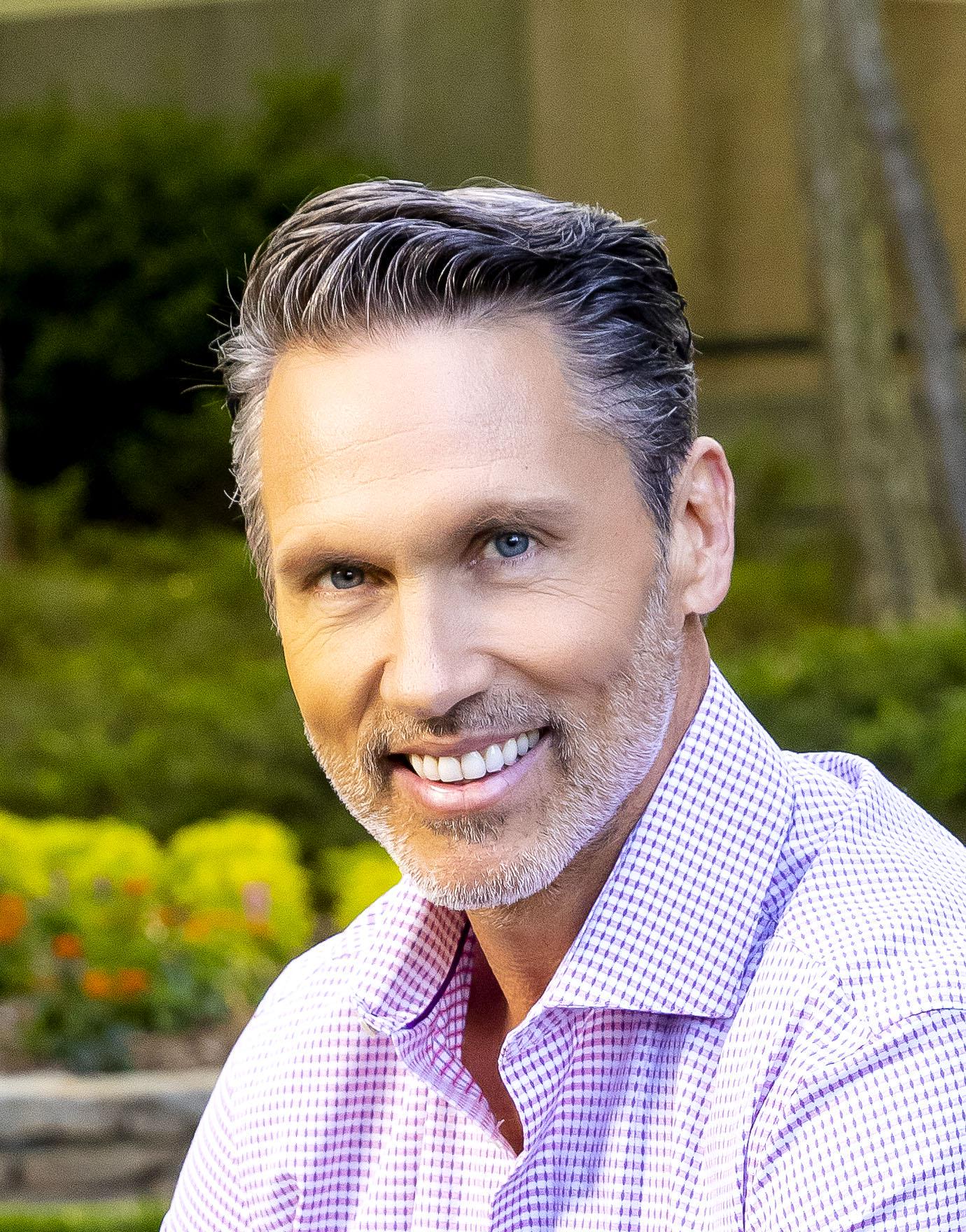 KERRY STUMPE | Real People